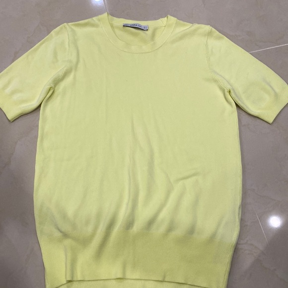 Zara | Tops | Zara Pale Yellow Knit Top Preloved | Poshmark